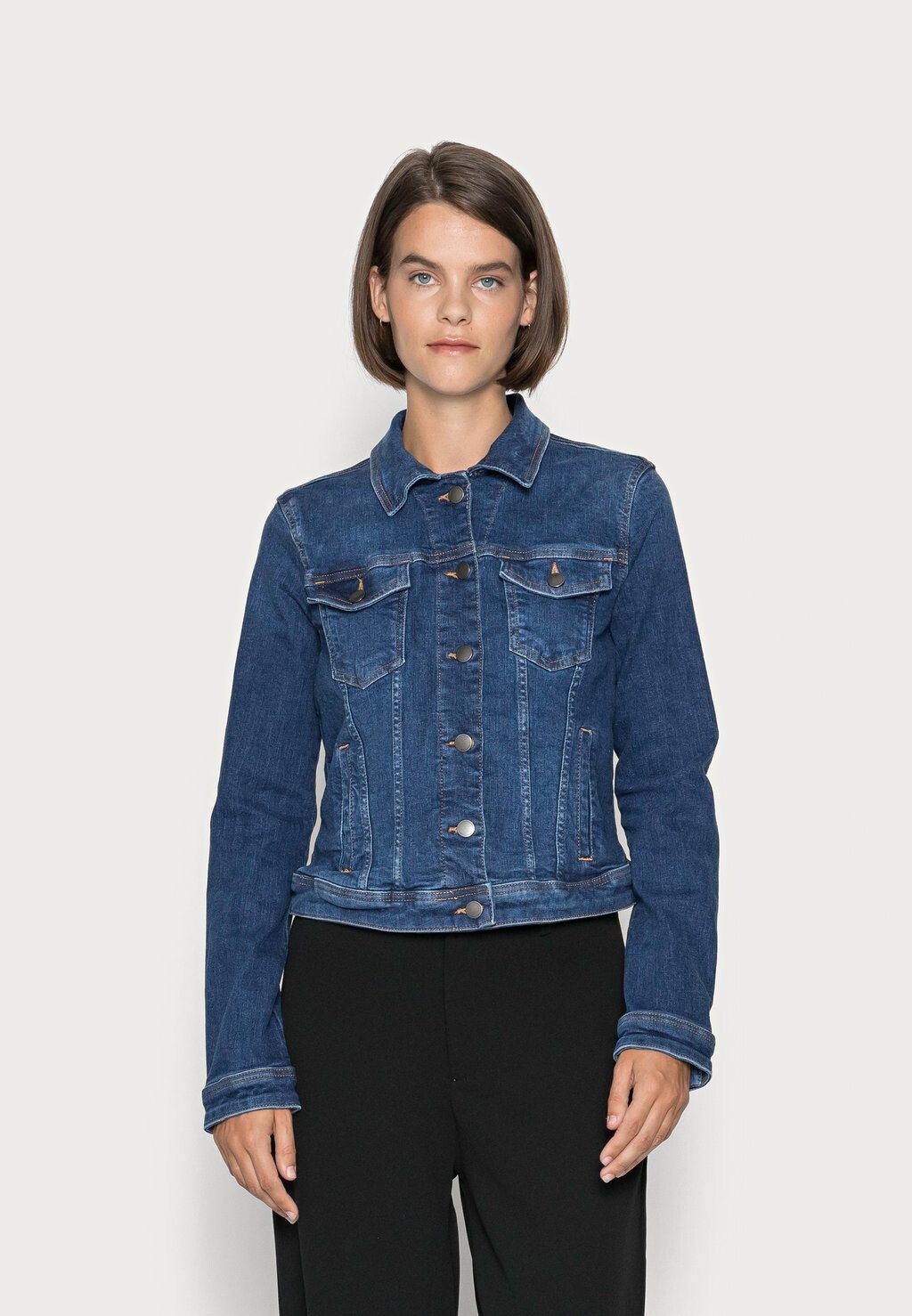 Джинсовая куртка edc by Esprit выгодно купить по цене от 10635 ₽ в ...